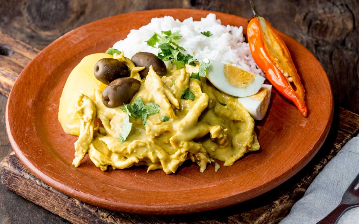 Peruvian Food - 16 Traditional Dishes that Look Beautiful and Taste ...