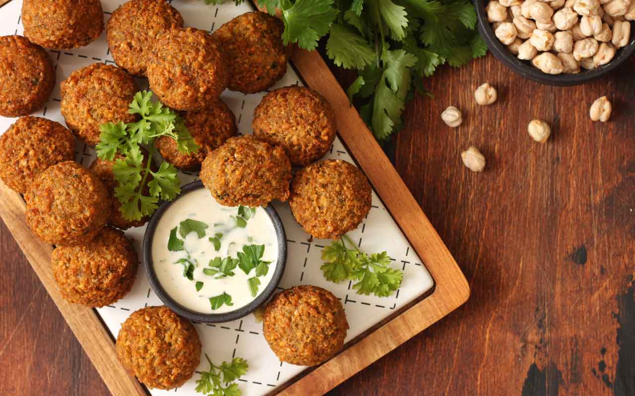 20 Best Mediterranean Foods You Need in Your Life - Nomad Paradise