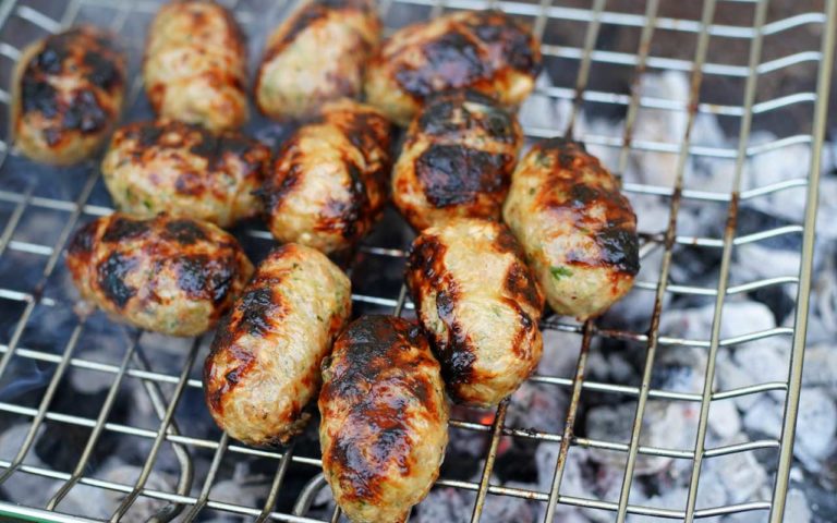 Savor the Delights of Cypriot Food with These 17 Dishes + 6 Recipes