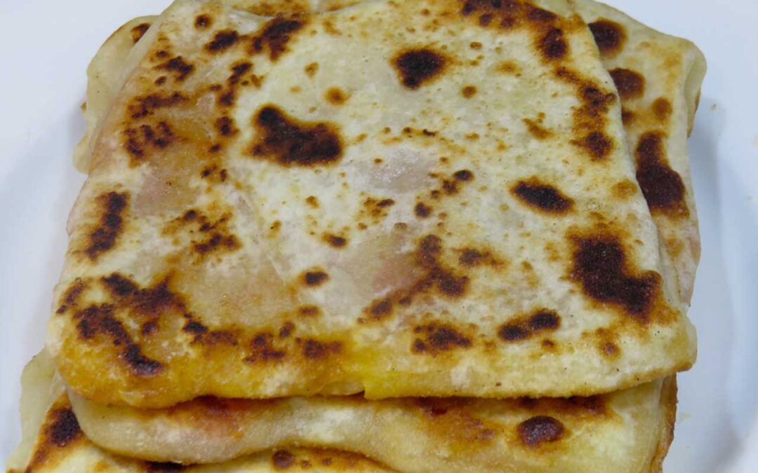 Algerian Food: 14 Traditional and Popular Dishes to Try