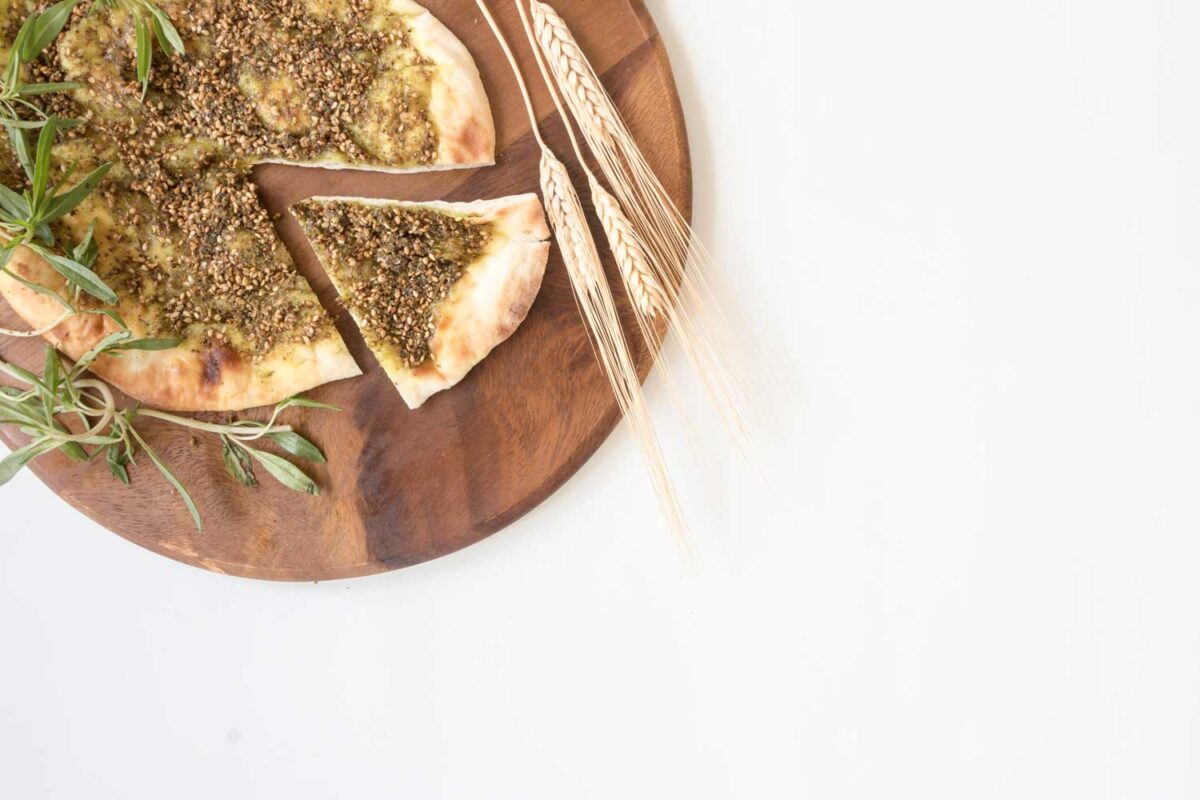 Lebanese Food: 17 Popular and Traditional Dishes