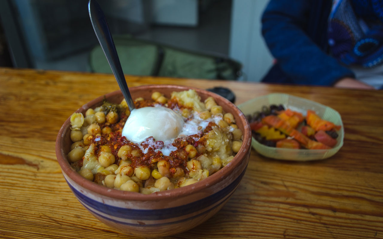 Tunisian Food – 15 Popular & Traditional Dishes to Try