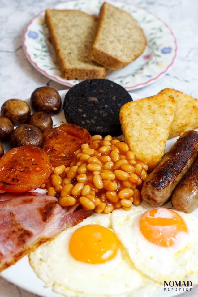 Irish Food Guide - 14 Traditional Dishes to Dine Like a Proud Local