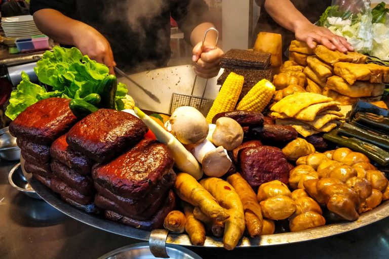 Taiwanese Food: 15 Popular Dishes to Try in Taiwan