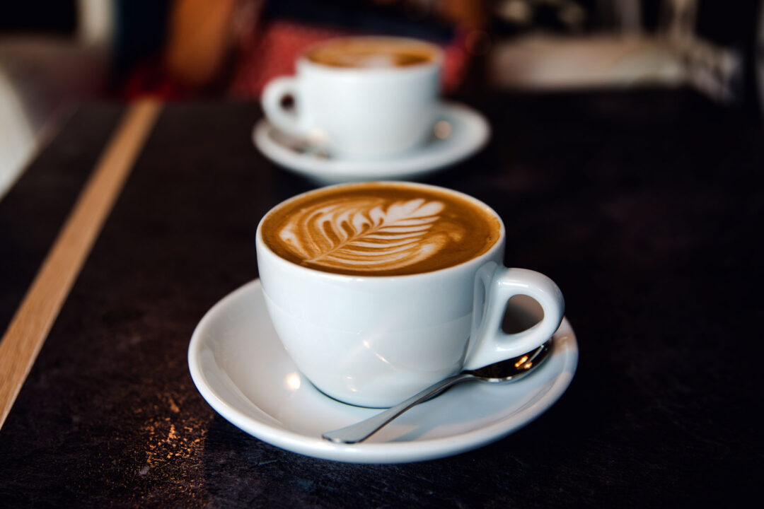 Australian Food Guide - 15 Classic Dishes to Try Down Under