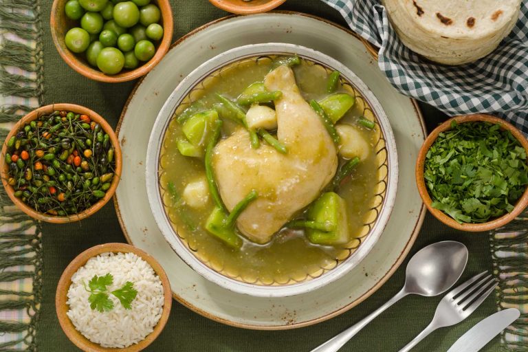 16 Guatemalan Foods You Need to Try