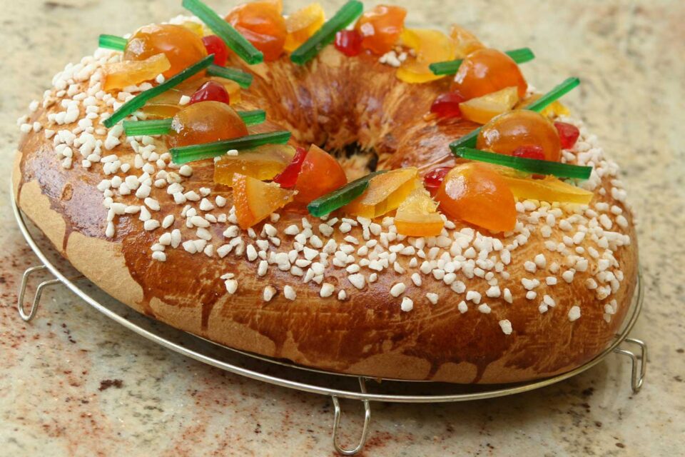 French Food Guide - A Passionate Foodie Shares the Classic Dishes that ...