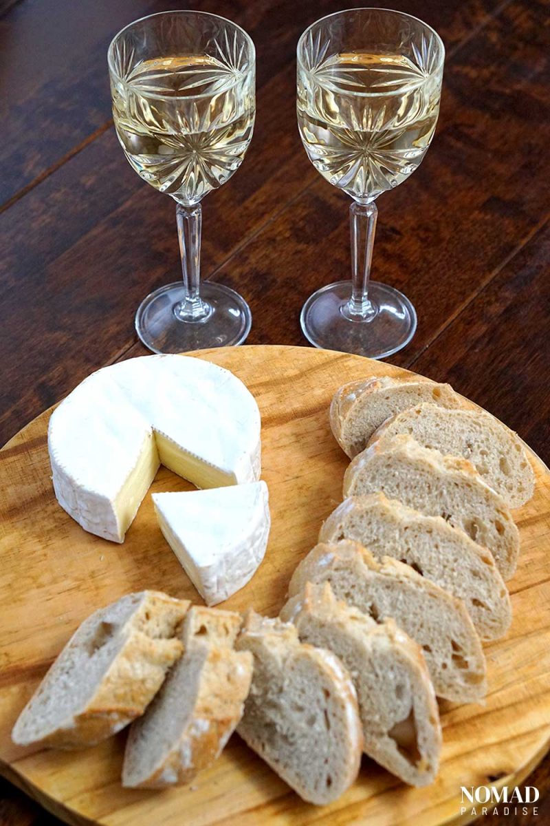 French Food Guide - A Passionate Foodie Shares the Classic Dishes that ...