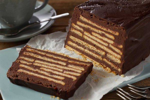 Romanians Cook with Love and These 15 Romanian Desserts Are Proof!