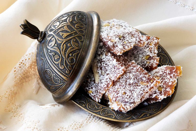23 Turkish Desserts You Need to Try - Nomad Paradise