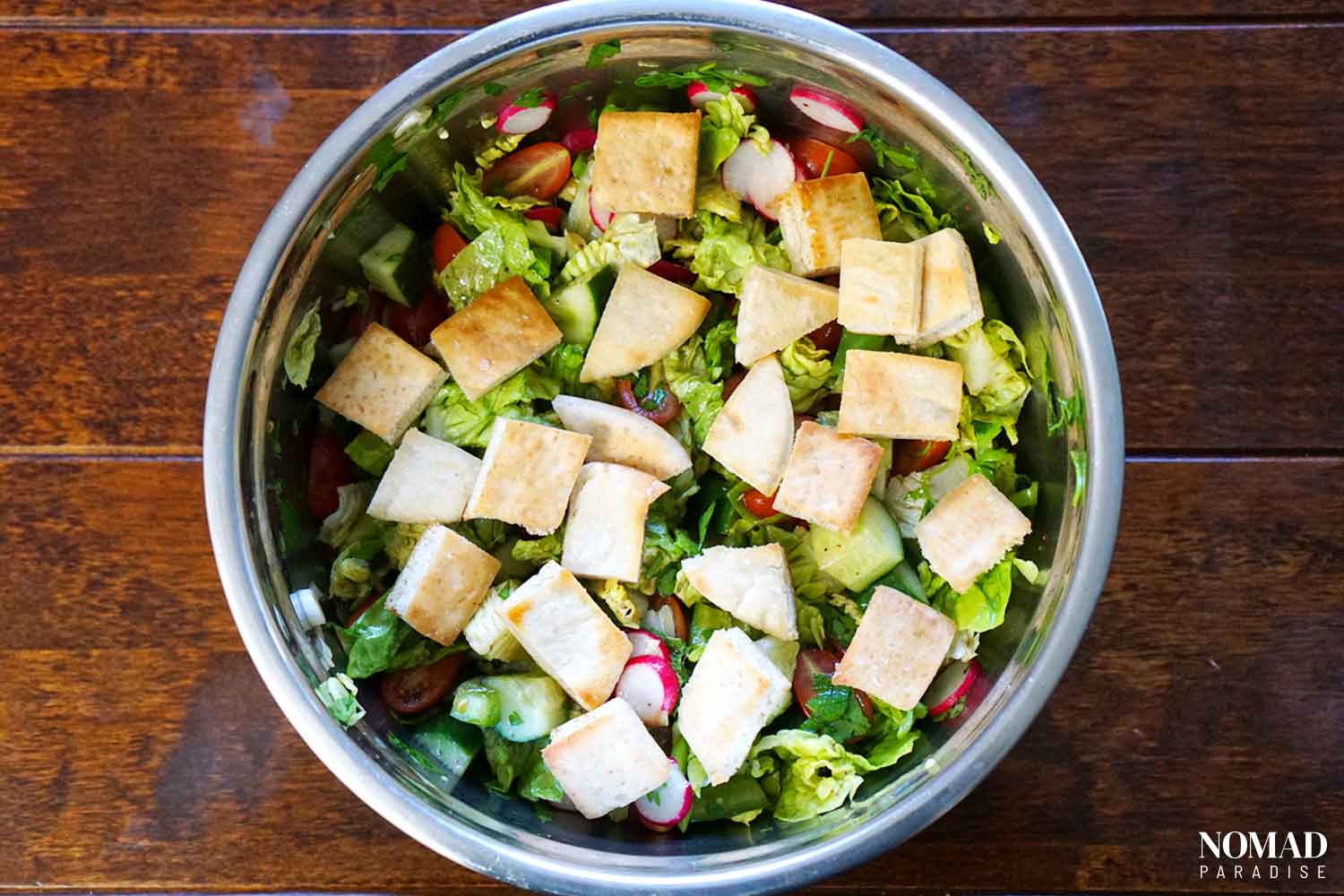 Refreshing Fattoush Salad Recipe for a Levant-Inspired Lunch in the Sun