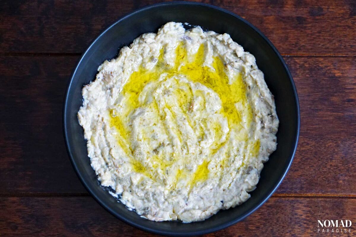 Refreshing Egyptian Salad Recipe (Salata Baladi)