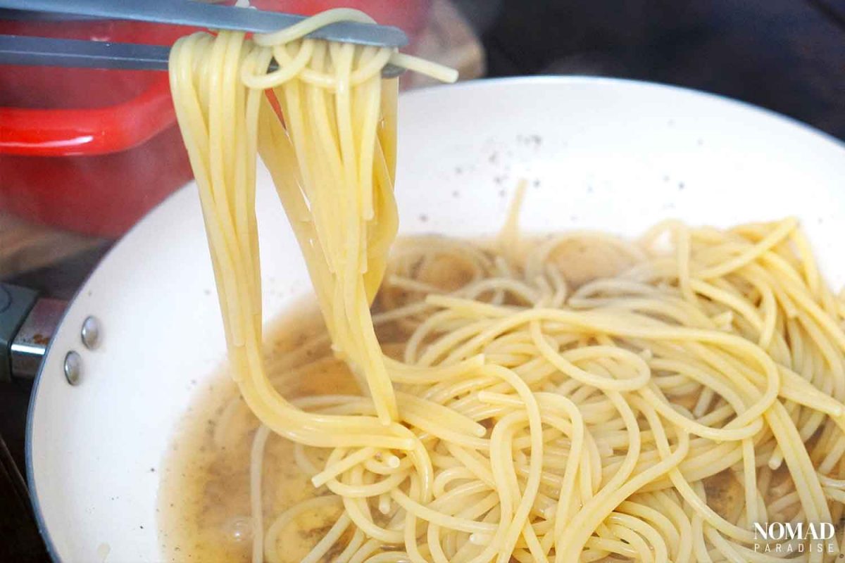 Cacio e Pepe Recipe to Make a Classic Roman Dish at Home - Nomad Paradise