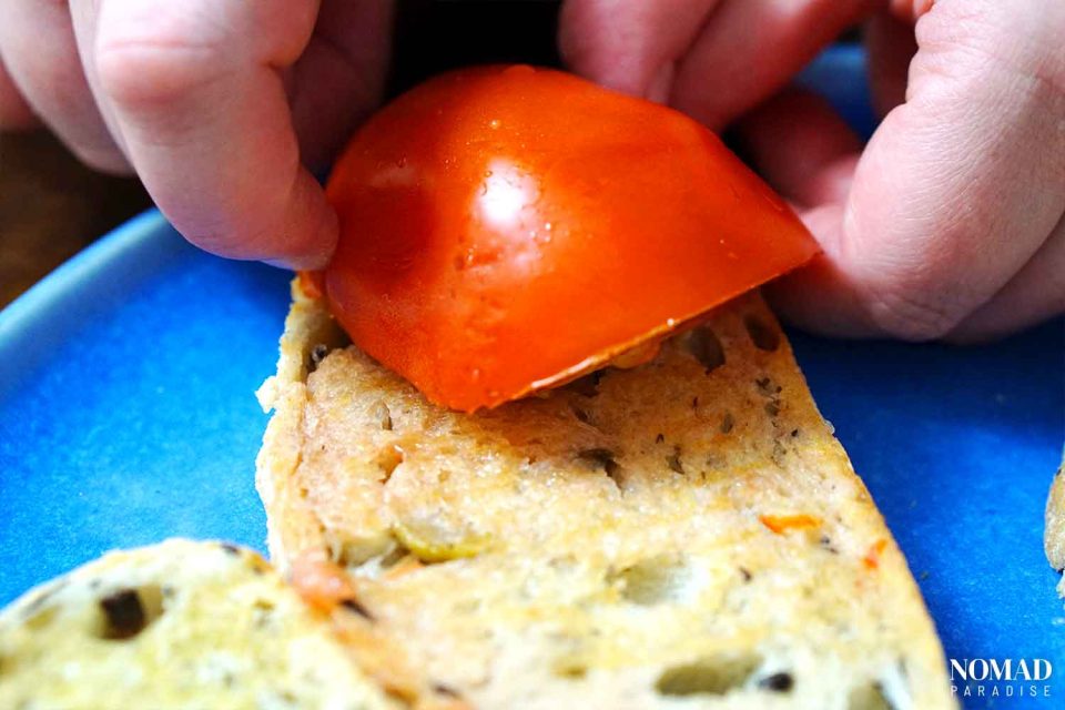 Catalan and Spanish Tomato Bread Recipe (Pan Con Tomate) for a Beloved ...