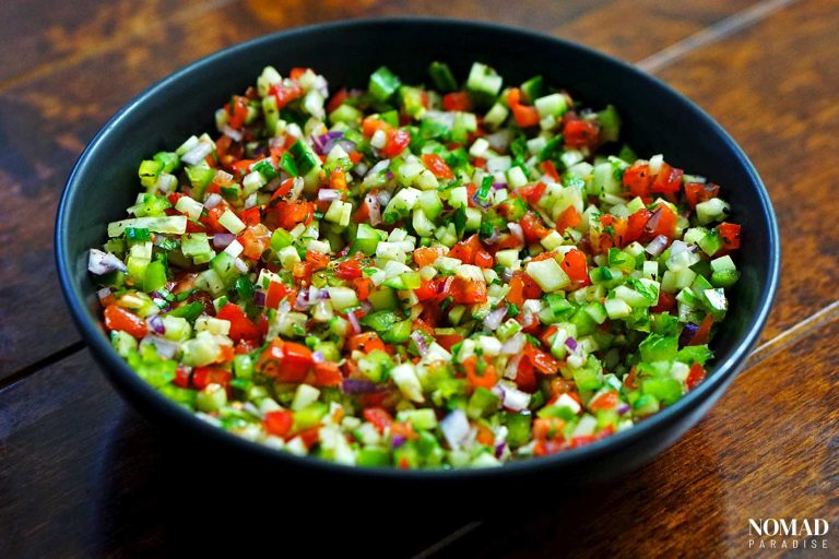 Salads from Around the World (with Recipes)