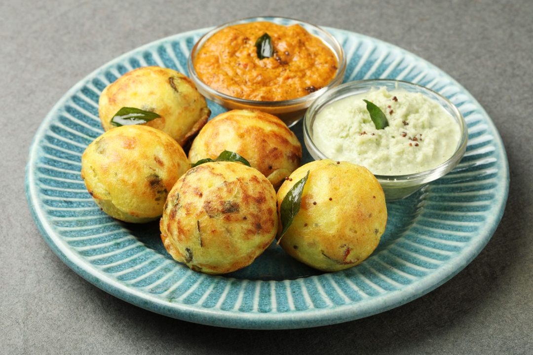 20 Indian Snacks to Savor the Heat and Spice of India in Bite-Sized Form