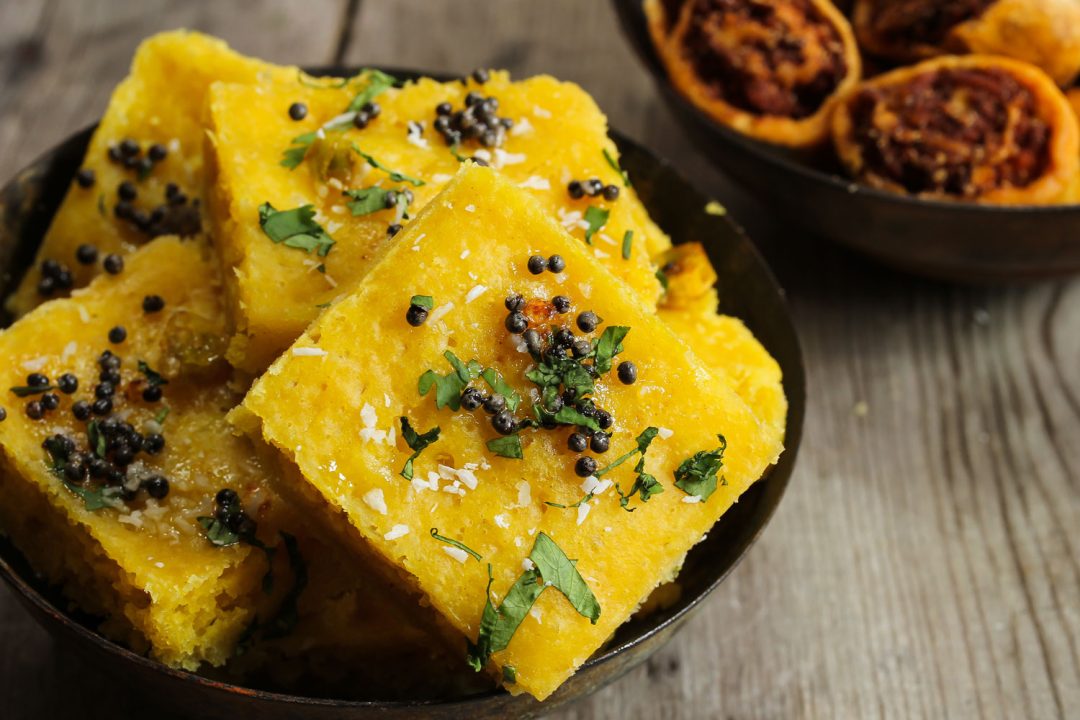 20 Indian Snacks to Savor the Heat and Spice of India in Bite-Sized ...
