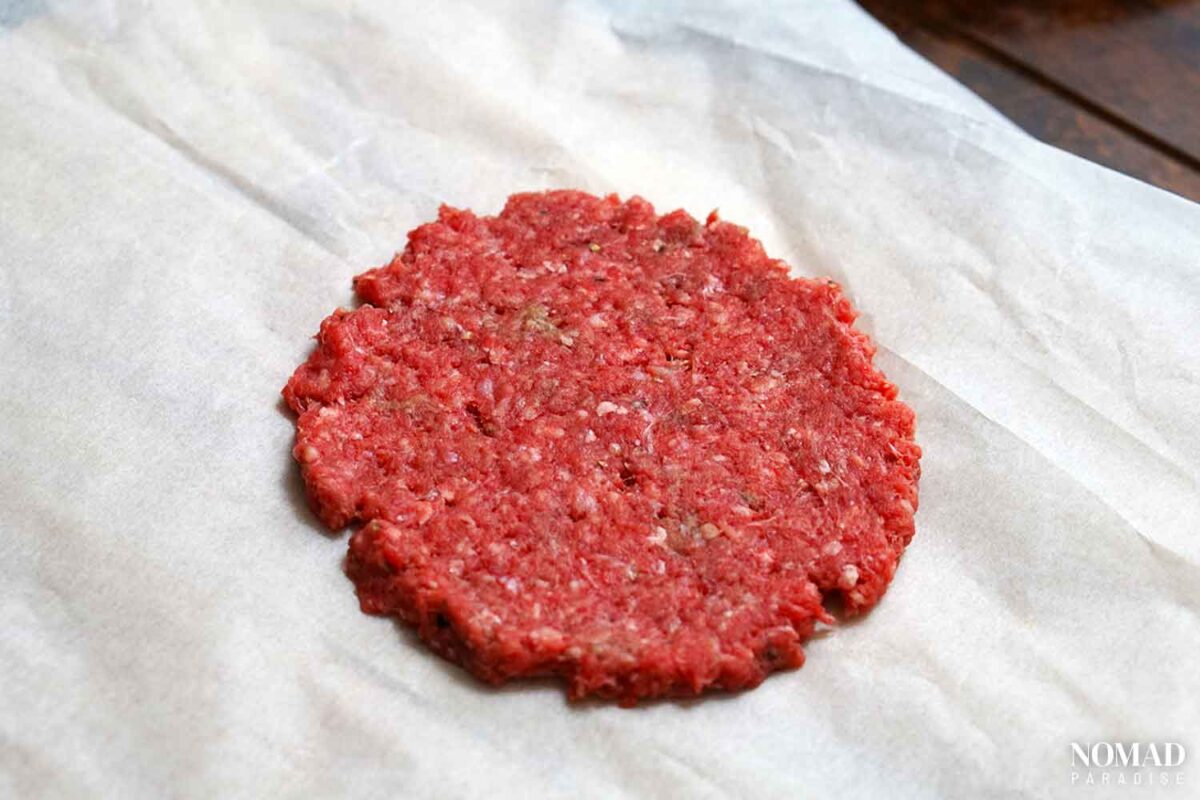Mouthwatering Minnesota Juicy Lucy Burger Recipe