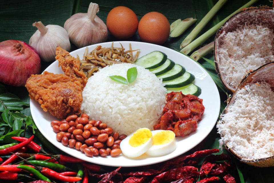 23 Mesmerizing Asian Foods to Try from All Corners of the Continent