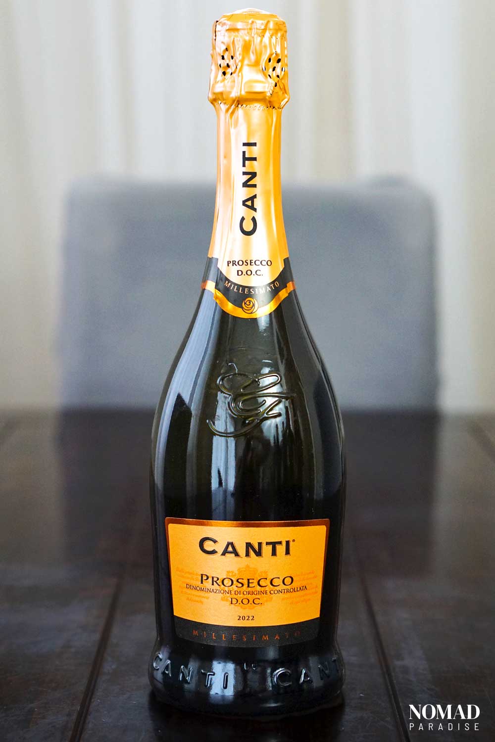 Aperitivo in Italy: Customs, Fun Facts, and Most Popular Food and Drinks