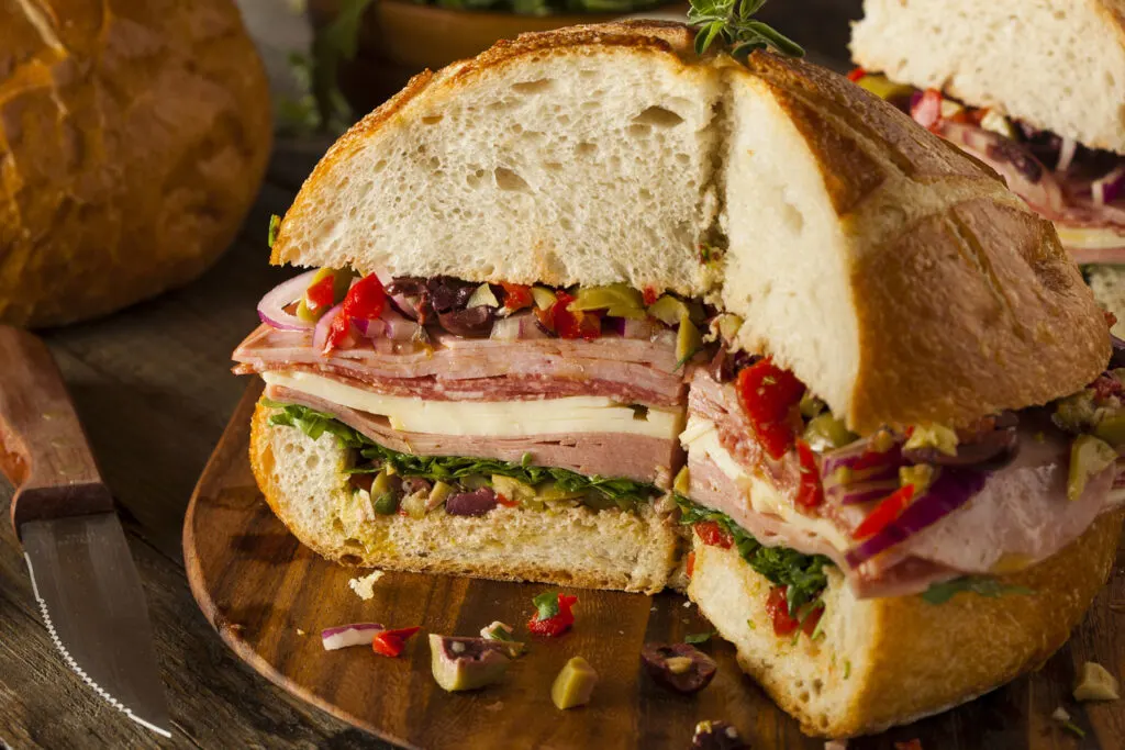 These 18 Foods to Try in Louisiana Capture the Very Heart of What Makes ...